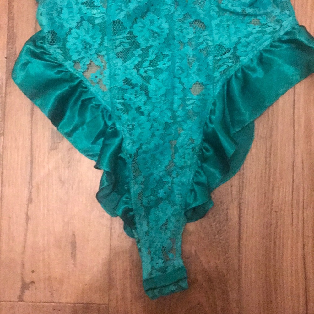 Victoria’s Secret Vintage Lace Teddy - Gem